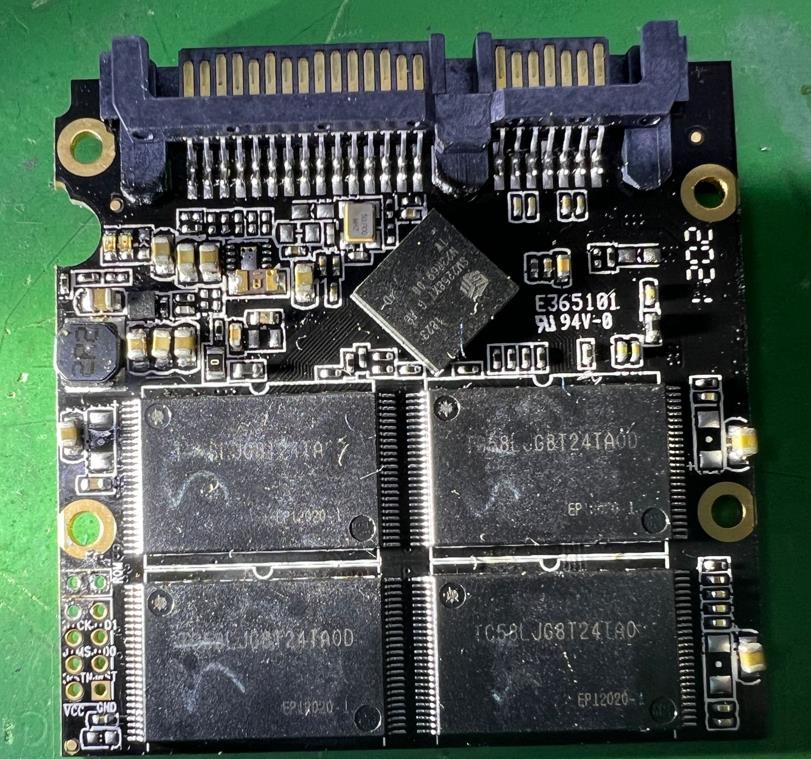 亿储 J10-120GB 2258XT主控 东芝芯片ID：983C98B376E3数据恢复成功